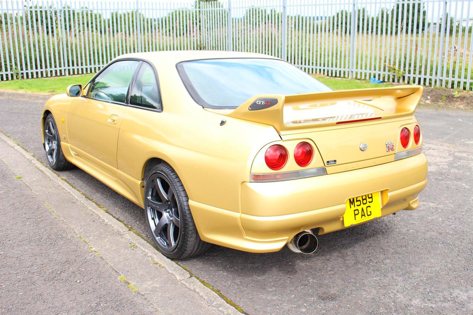 1995 Nissan Skyline R33 GTR Top Secret Gold - JM Imports