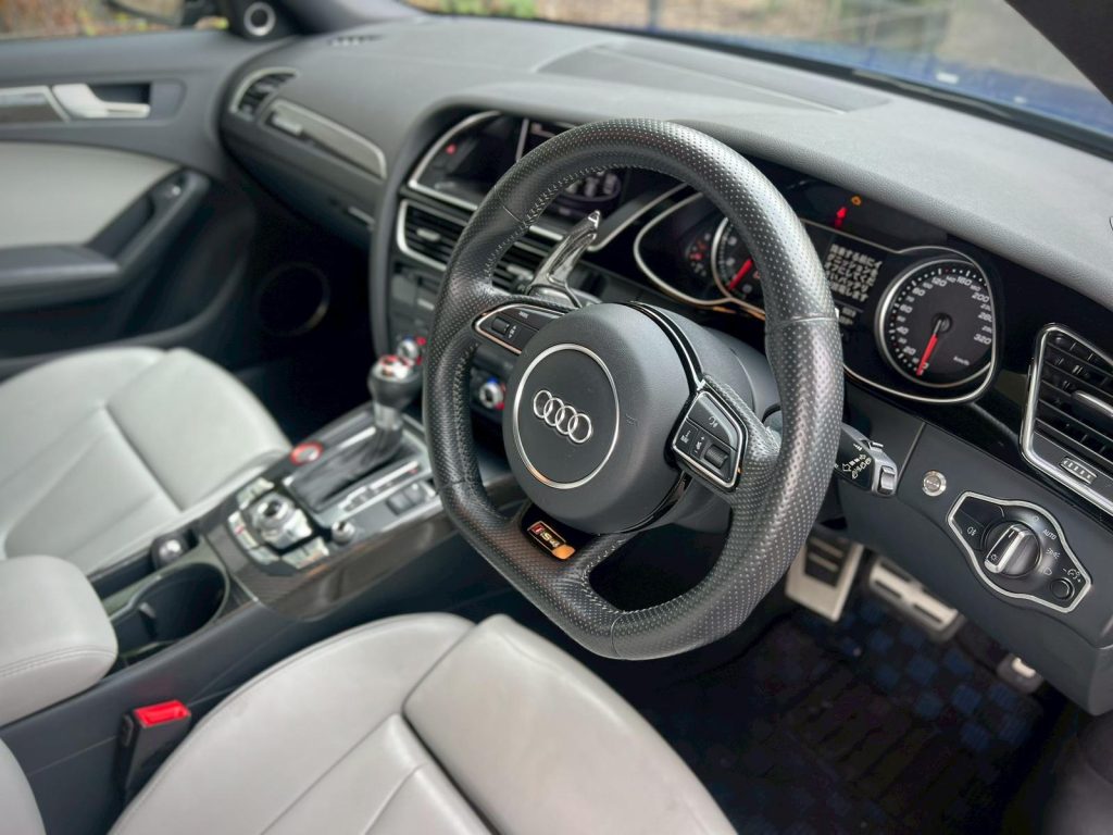 2013 Audi RS4 Avant 4.2 Sepang Blue Carbon Ceramics + Pan Roof - JM Imports